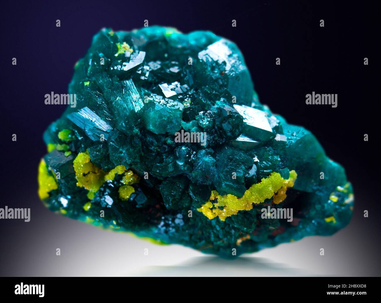 mineral specimen stone rock geology gem crystal Stock Photo - Alamy