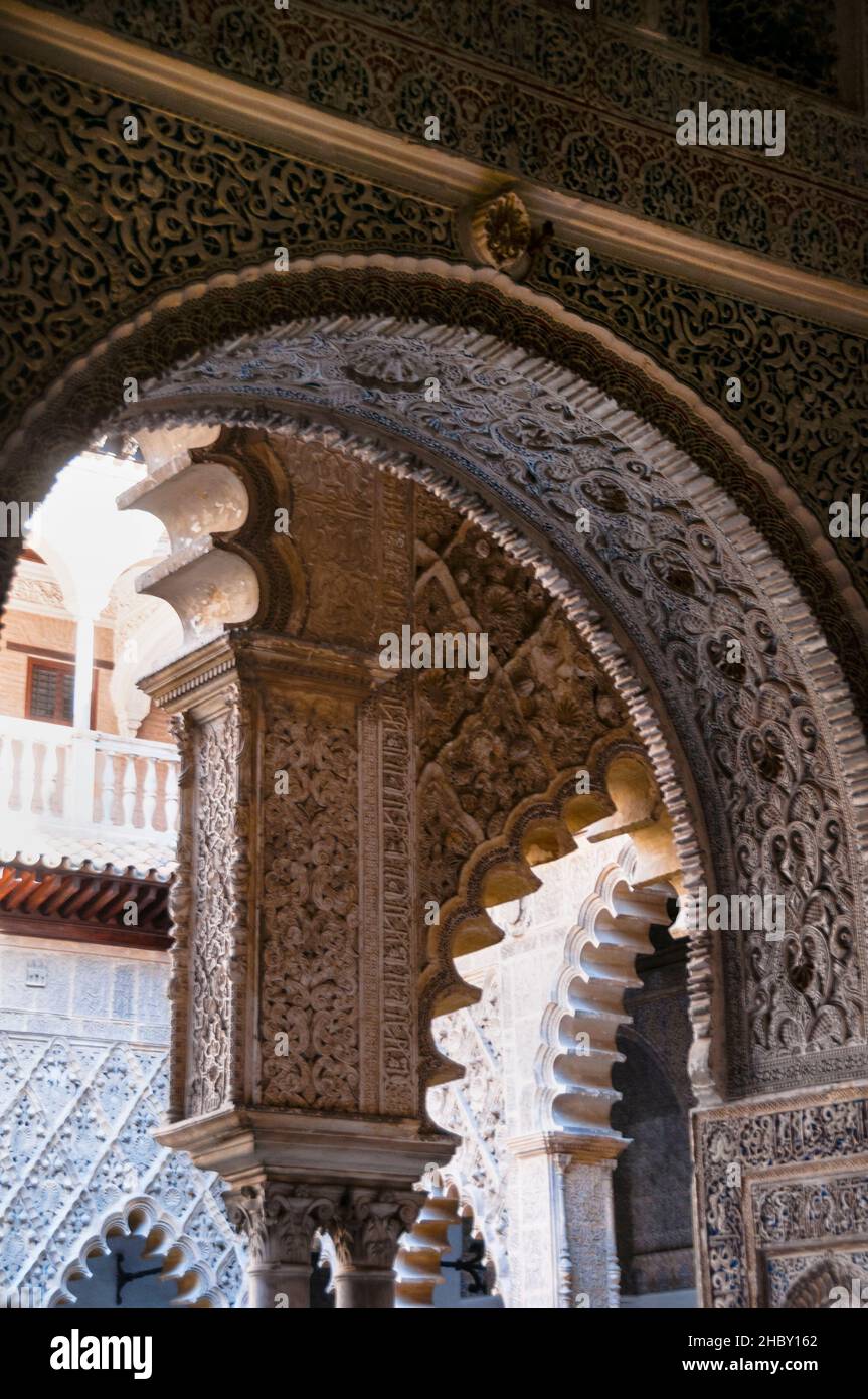 Polylobed Arches High Resolution Stock Photography and Images - Alamy