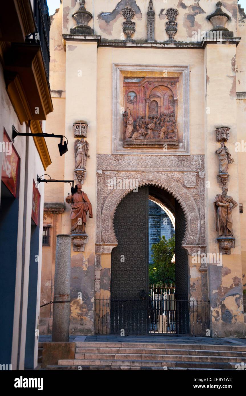 Terra cotta relief hi-res stock photography and images - Alamy