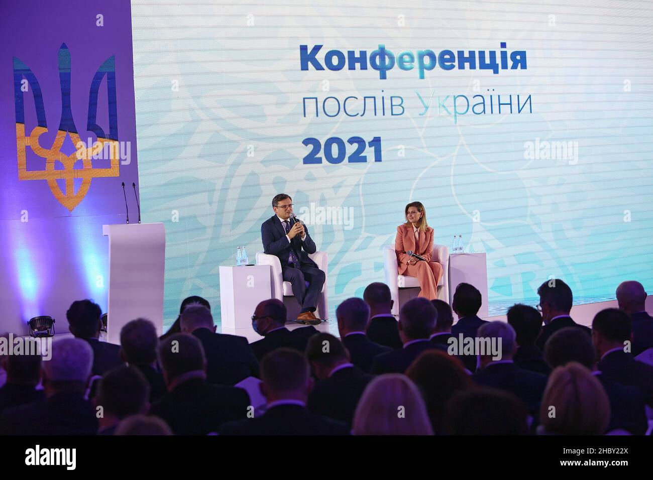 Wife olena zelenska hi-res stock photography and images - Alamy