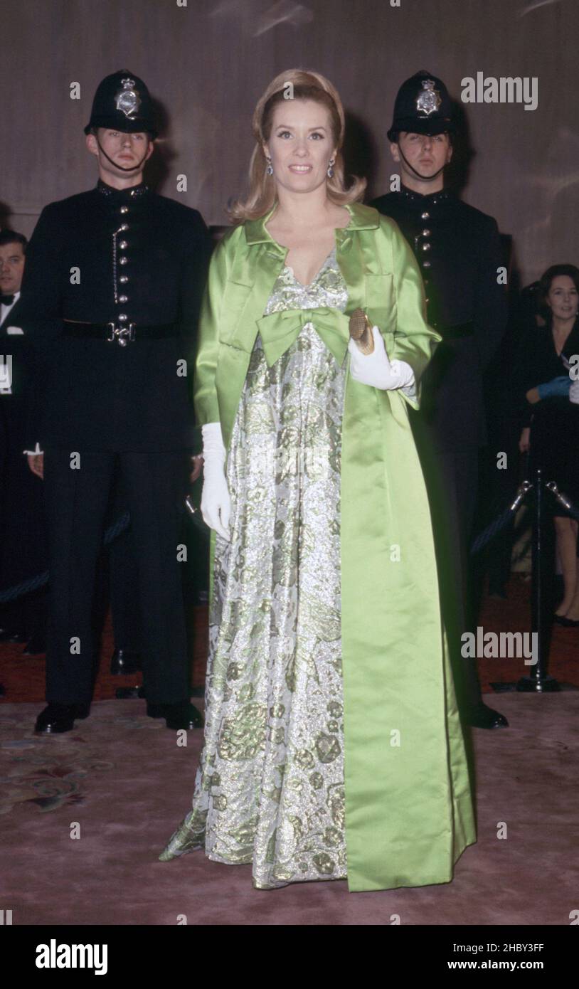 File photo dated 16/12/1968 of Sally Ann Howes, who has died aged 91 ...