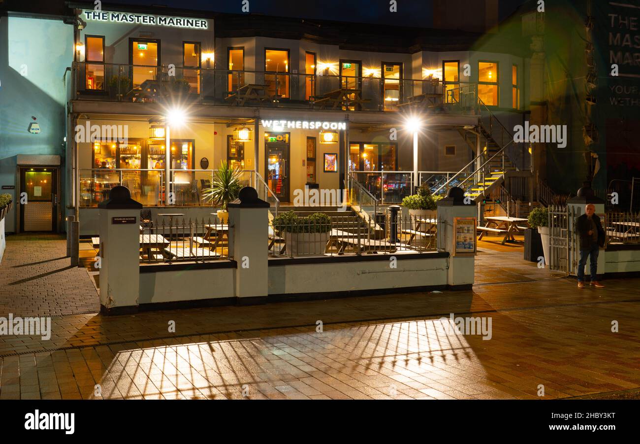 The Master Mariner, a Wetherspoon Pub on the Marine Promenade in New ...