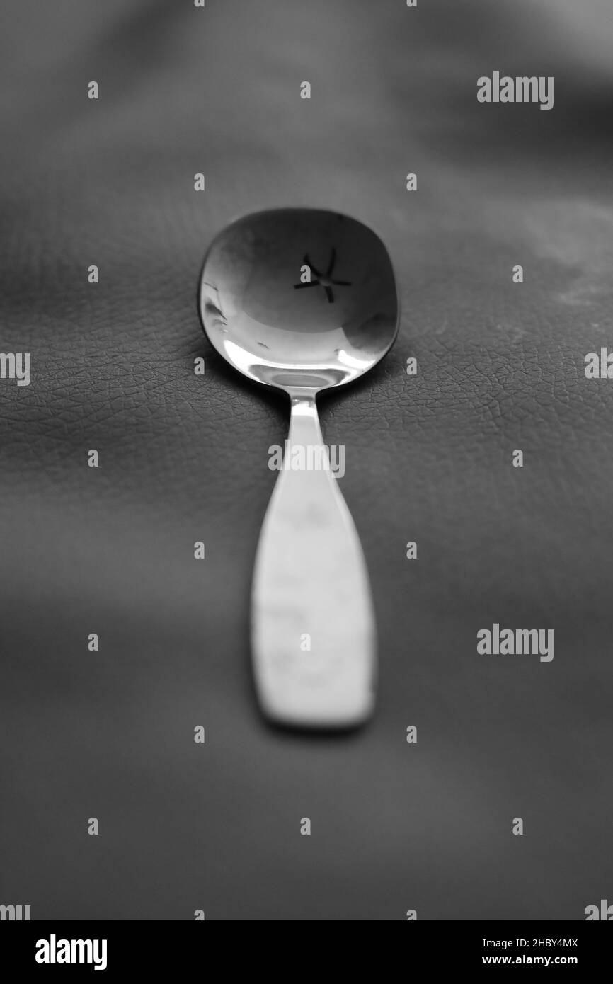 Metal vertical plate Black and White Stock Photos & Images - Alamy