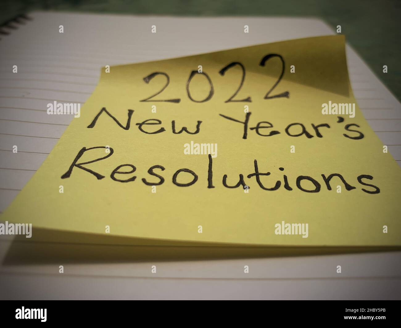 New year resolution post it note hi-res stock photography and images ...