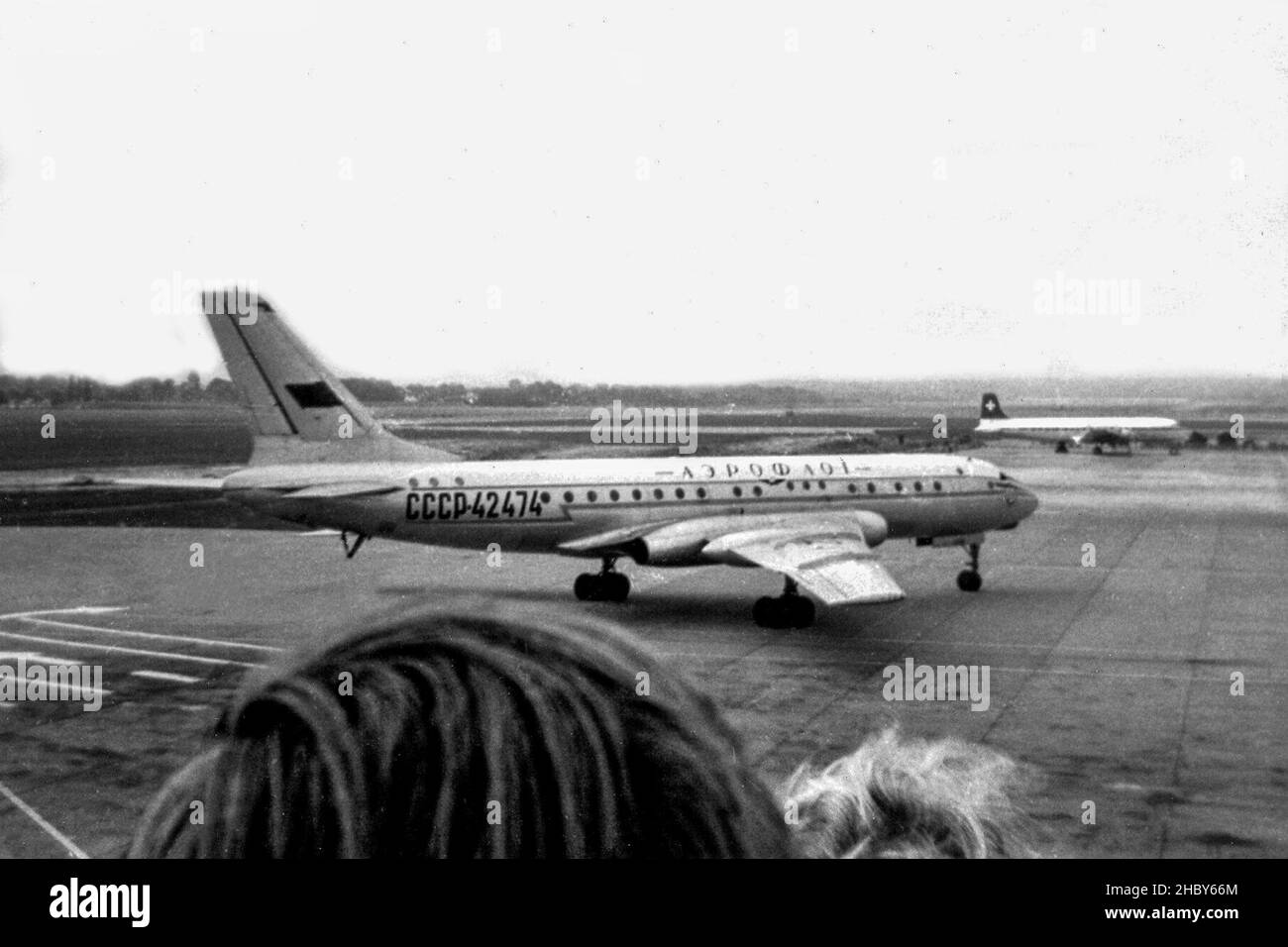 Tupolev tu 104b Black and White Stock Photos & Images - Alamy