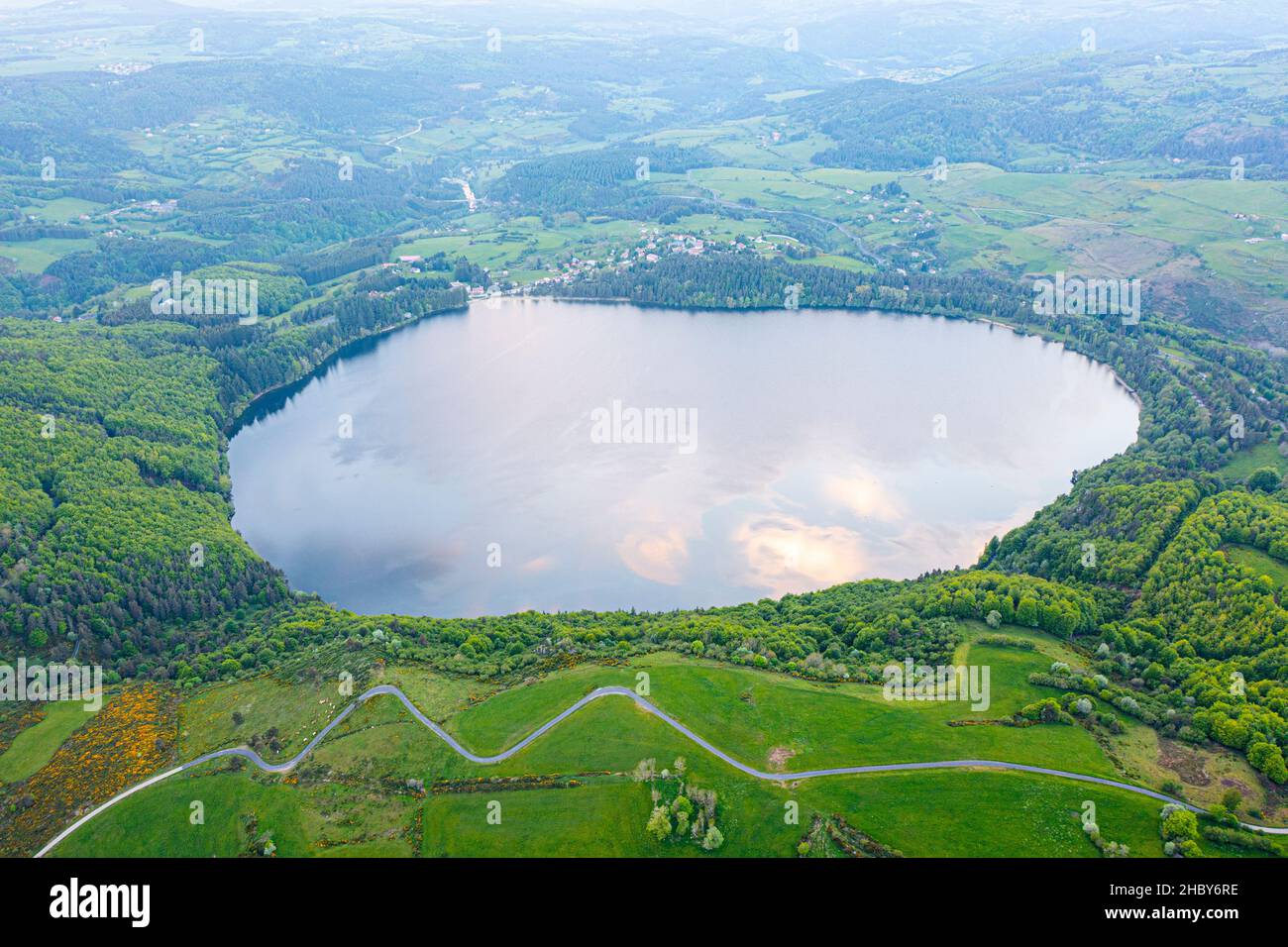 Le lac dissarles hi-res stock photography and images - Alamy