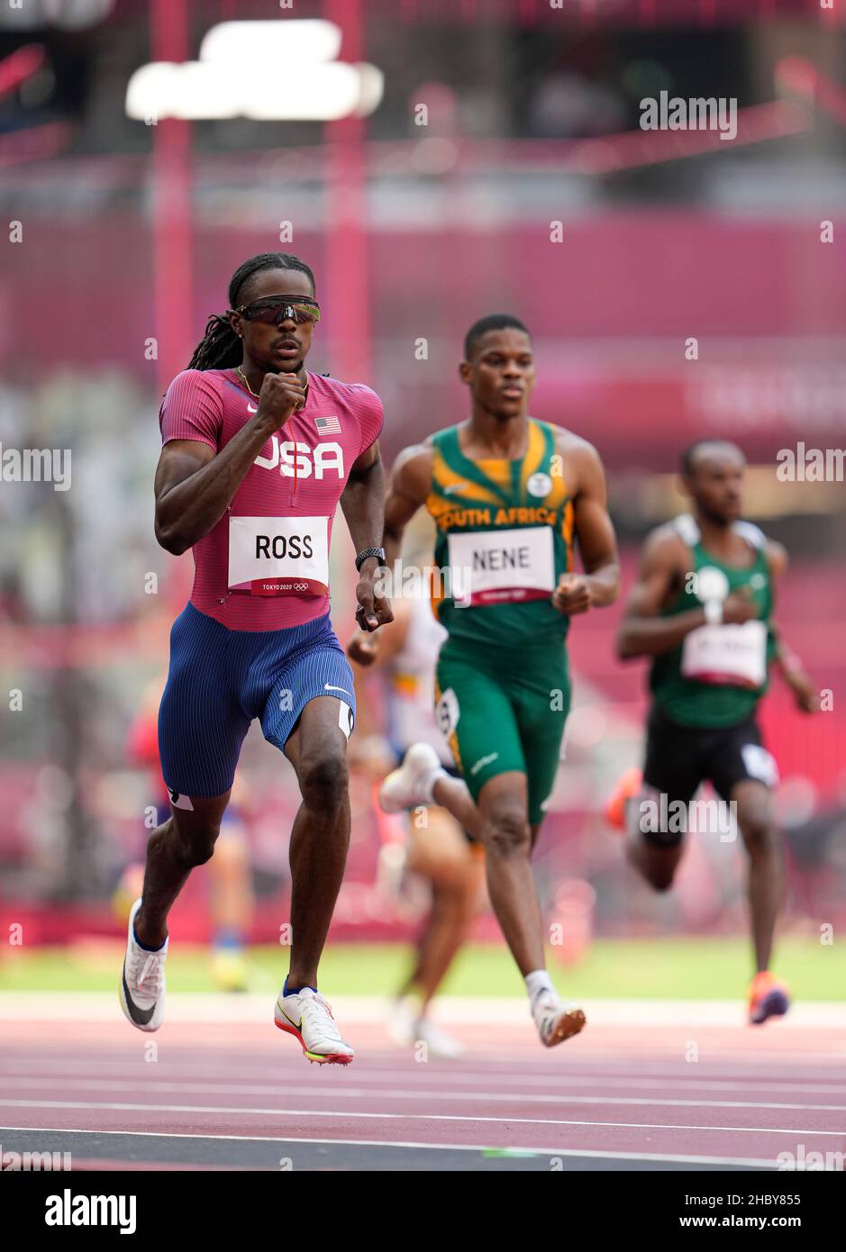 Randolph Ross competing in the 400 meters of the 2020 Tokyo Olympics ...