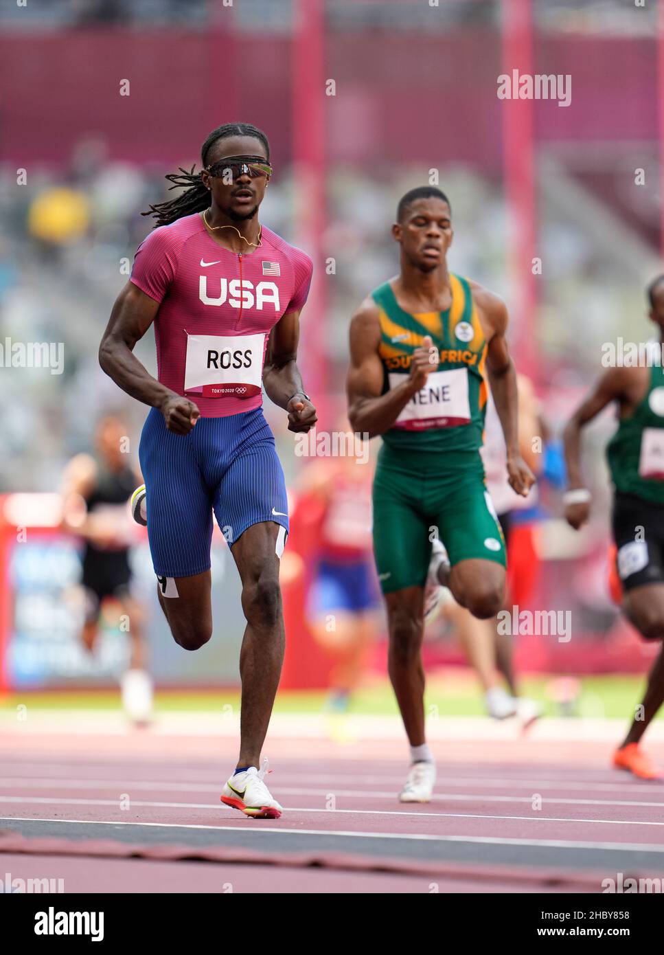 Randolph Ross competing in the 400 meters of the 2020 Tokyo Olympics ...
