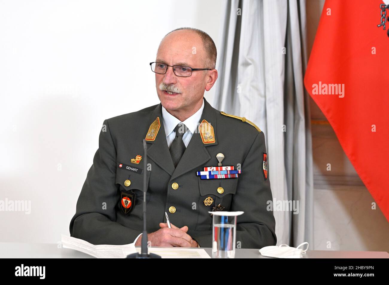 Vienna, Austria. 22nd Dec, 2021. Press conference on the corona ...