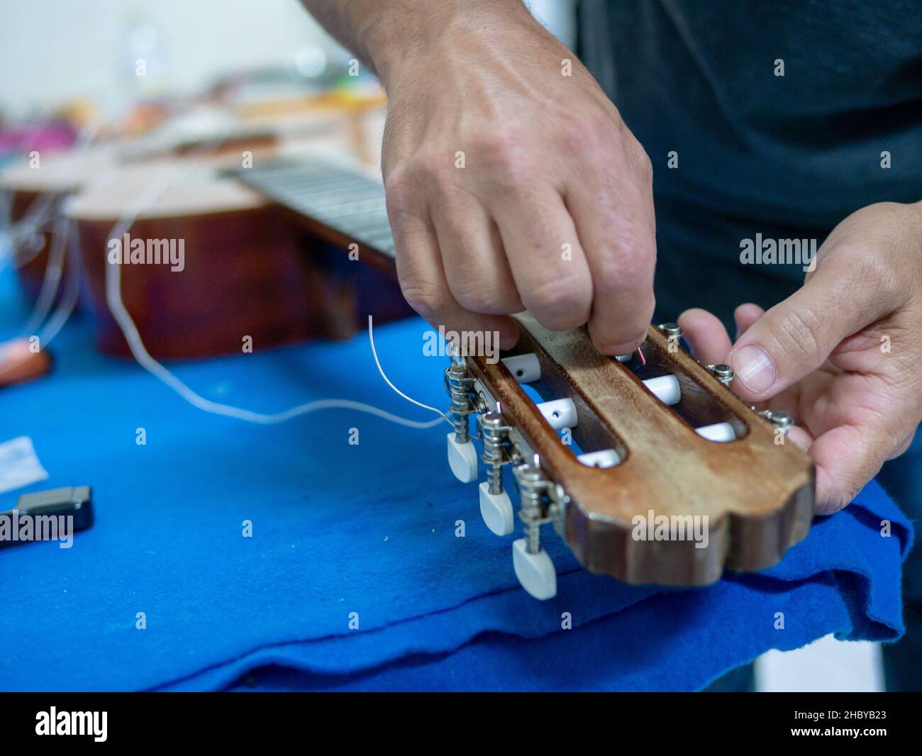 Broken Guitar Strings High Resolution Stock Photography and Images - Alamy