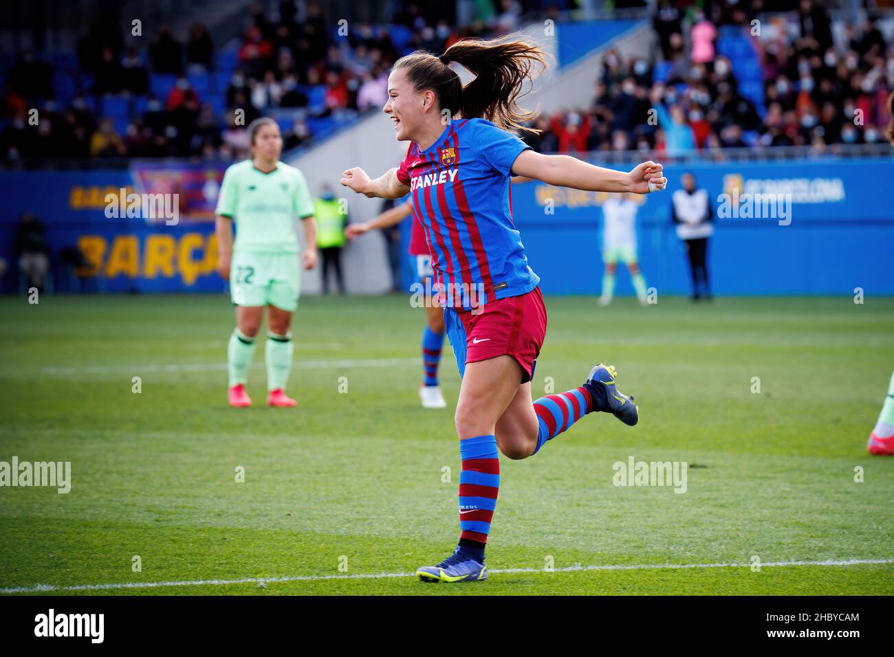 BARCELONA - DEC 4: Claudia Pina in action during the Primera Division ...