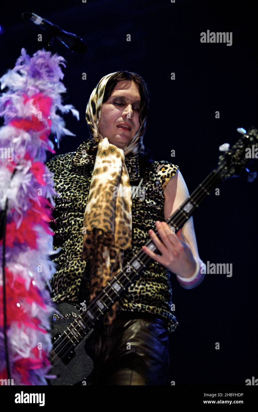 Nicky wire hi-res stock photography and images - Alamy