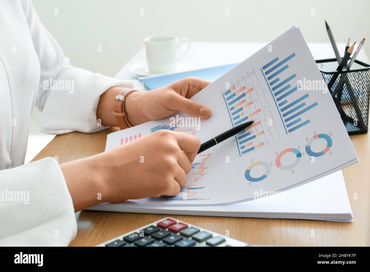 Manager working graphs diagrams hi-res stock photography and images - Alamy