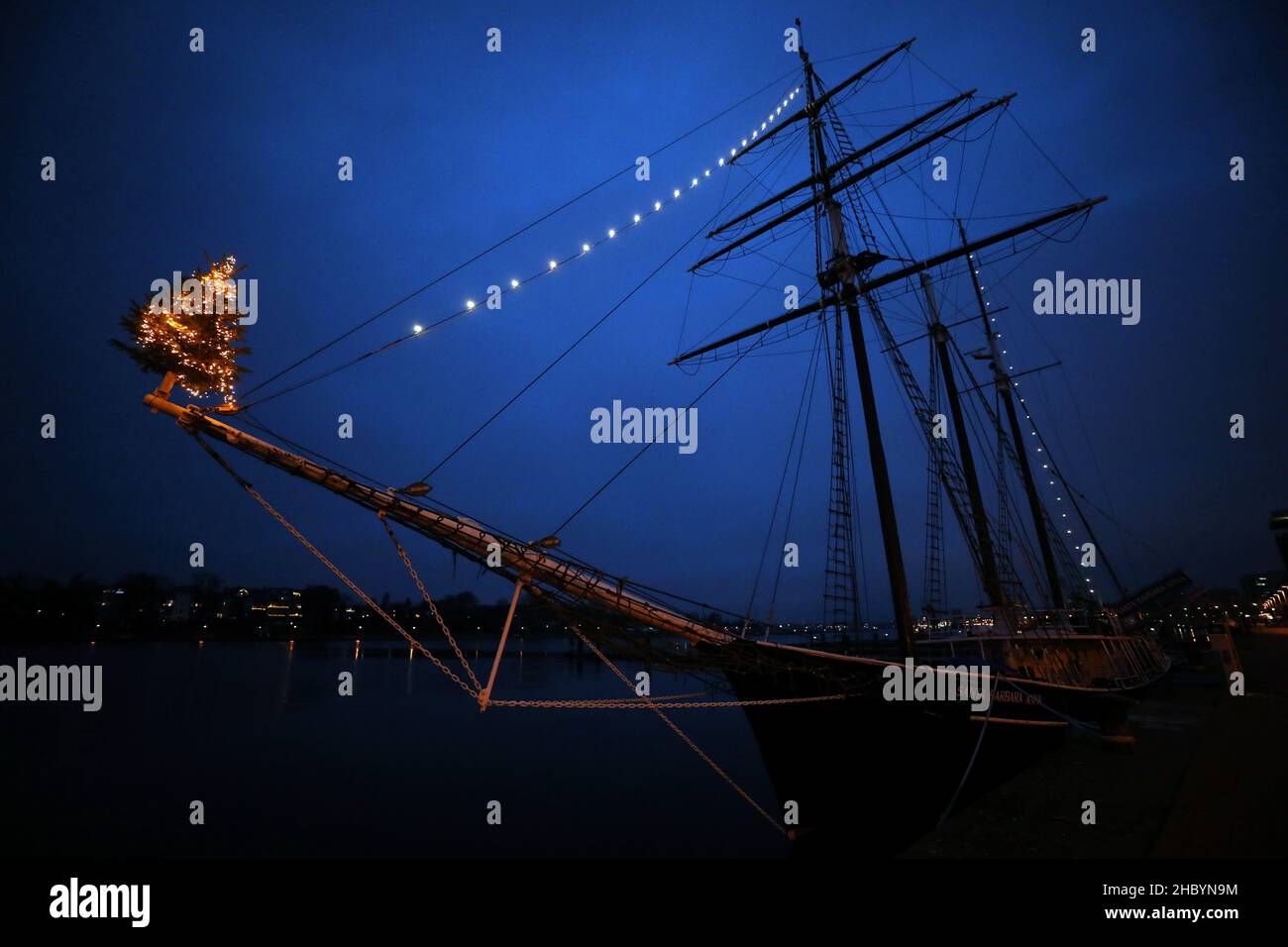 Santa Anna Ship 1914