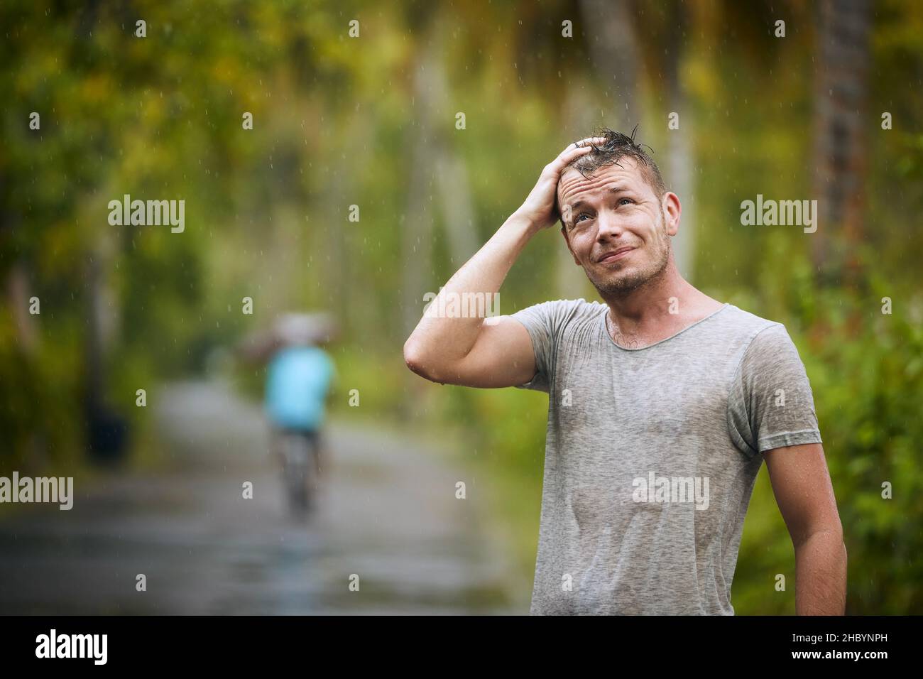 Wet drenched hi-res stock photography and images - Alamy