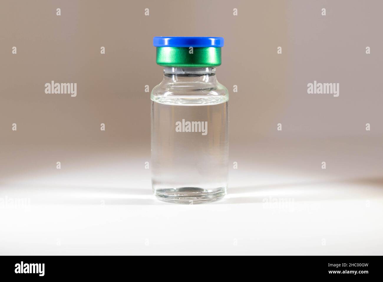 Empty medication vial hi-res stock photography and images - Alamy
