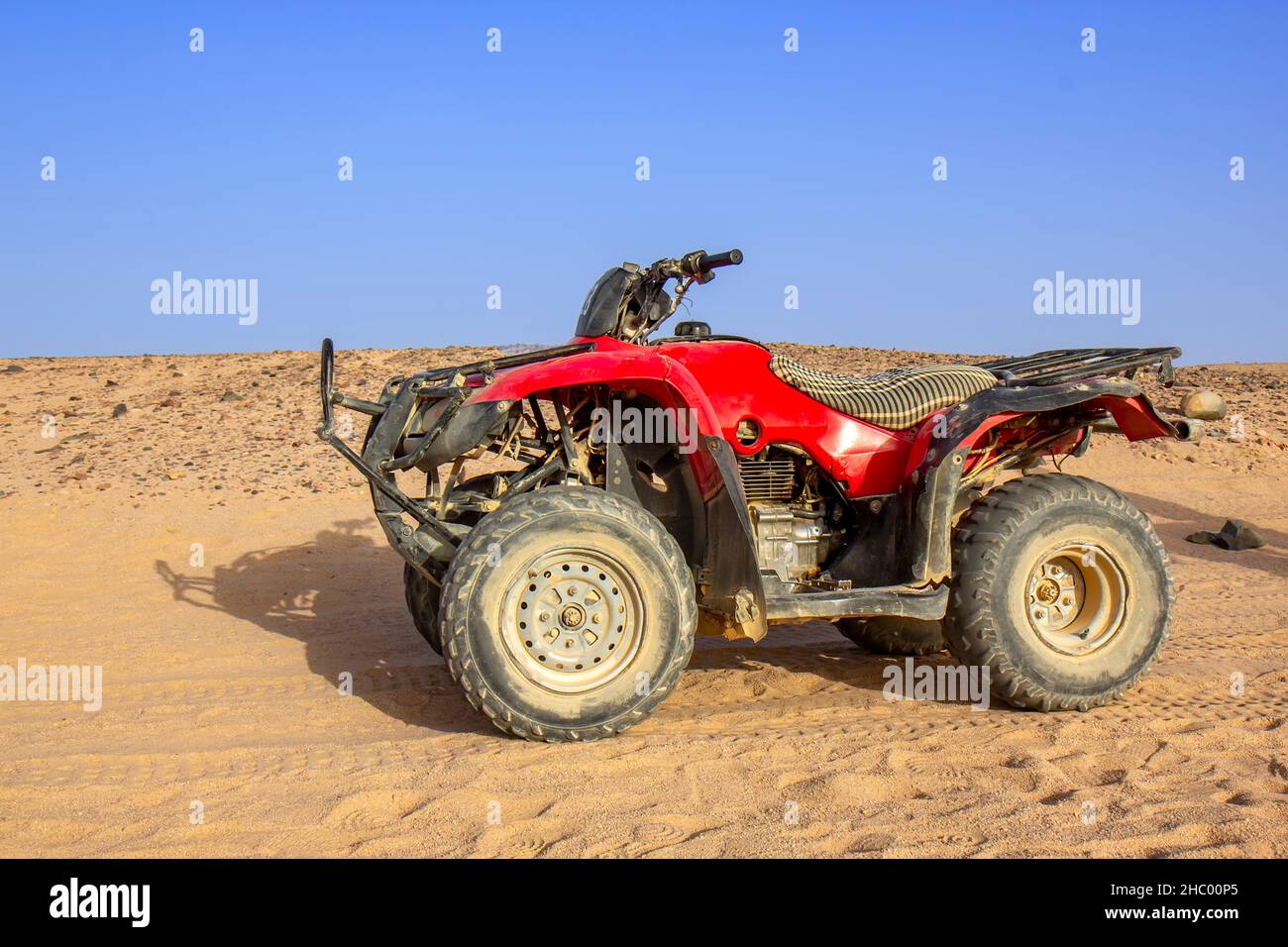 Atv vehicle in Egypt desert Stock Photo - Alamy