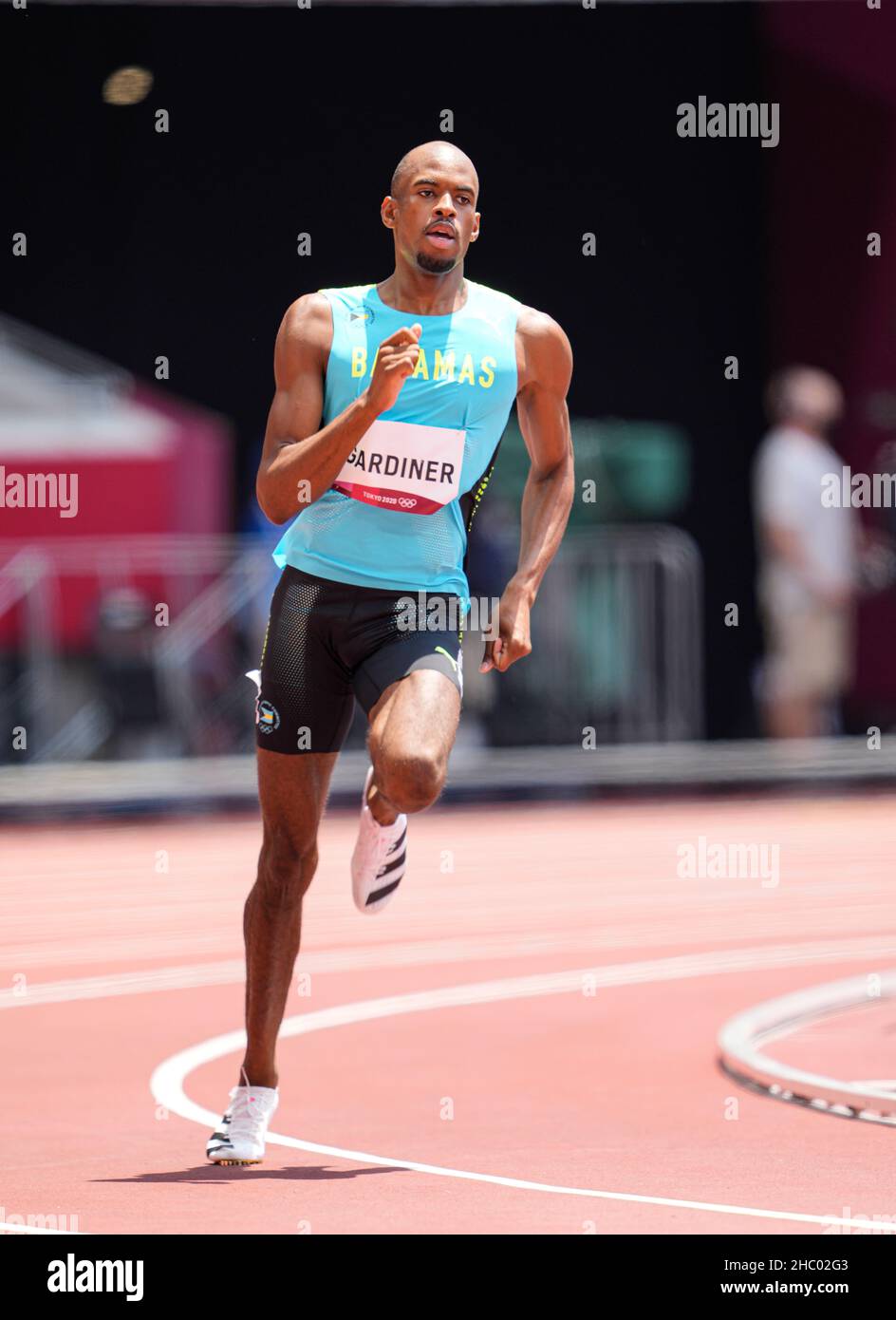 Steven Gardiner competing in the 400 meters of the 2020 Tokyo Olympics ...