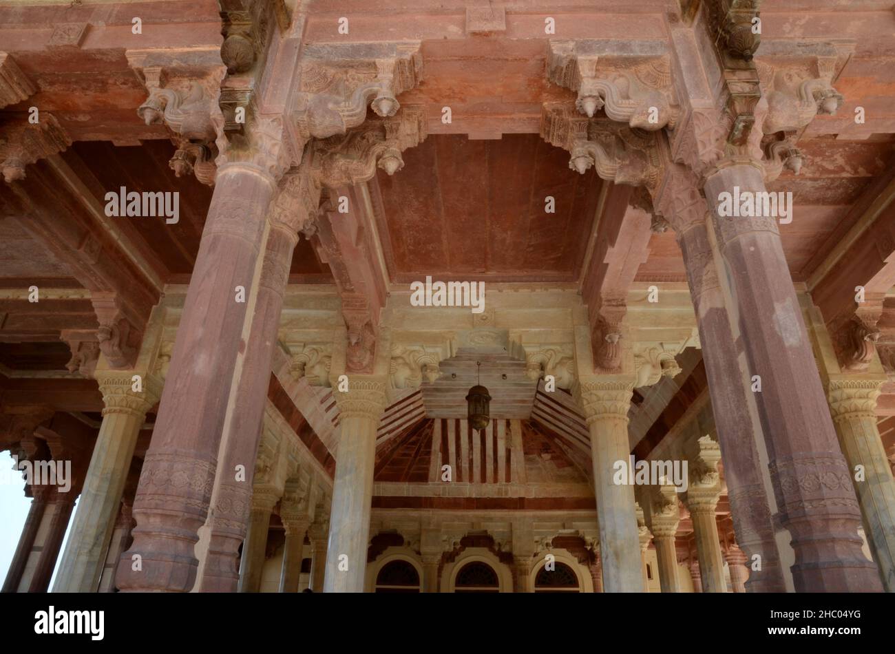 Entrance hall inside of amber Fort Stock Photo - Alamy