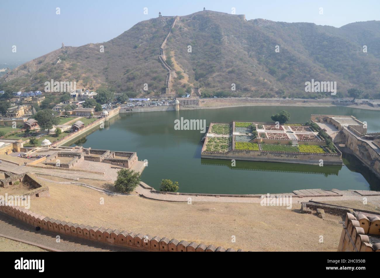 Kesar Kyari Garden at the bottom of Amber fort Stock Photo - Alamy