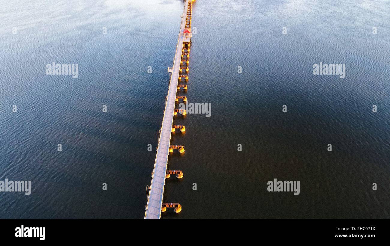 Walking trail moves across water Stock Photo - Alamy