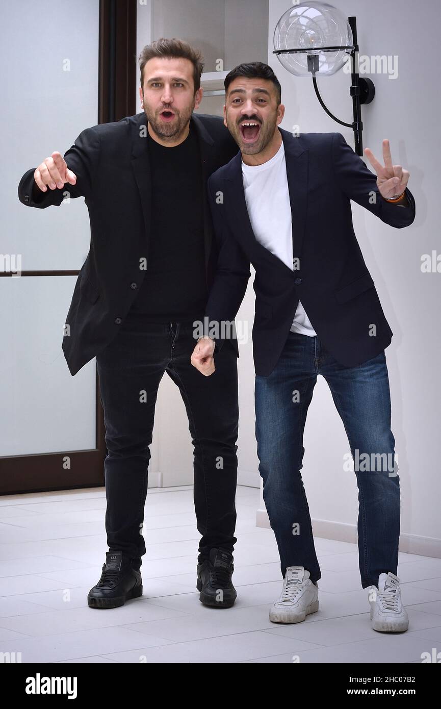 Belli ciao hi-res stock photography and images - Alamy