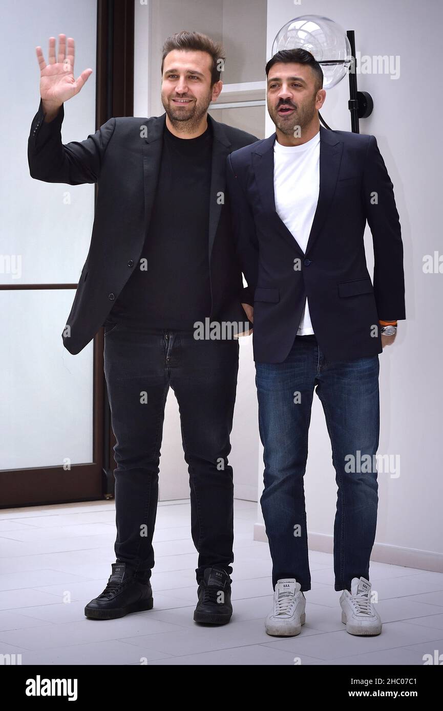 Rome, Vatikanstadt. 22nd Dec, 2021. Italian comedy duo Pio D'Antini and ...