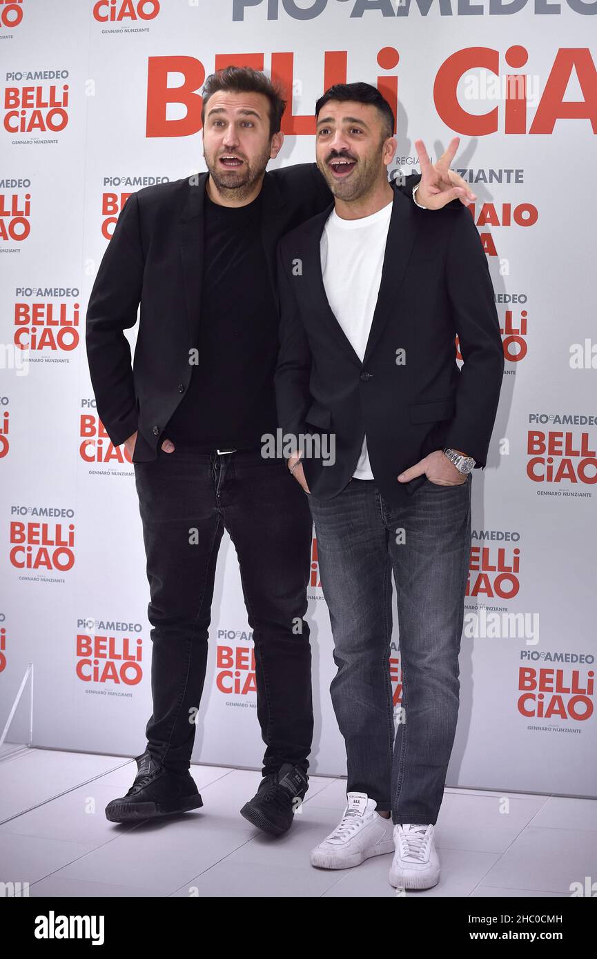 Rome, Vatikanstadt. 22nd Dec, 2021. Italian comedy duo Pio D'Antini and ...