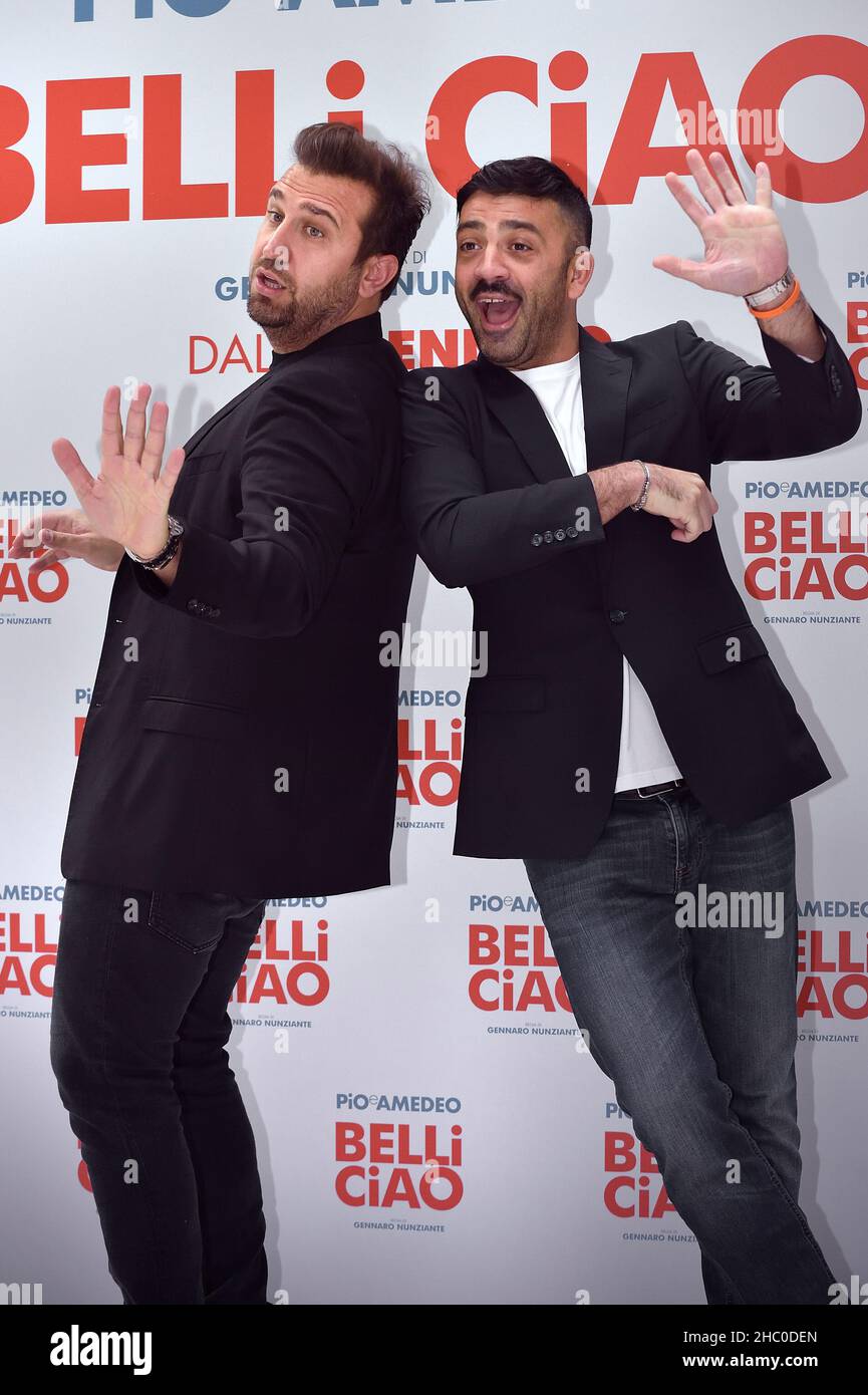 Belli ciao hi-res stock photography and images - Alamy