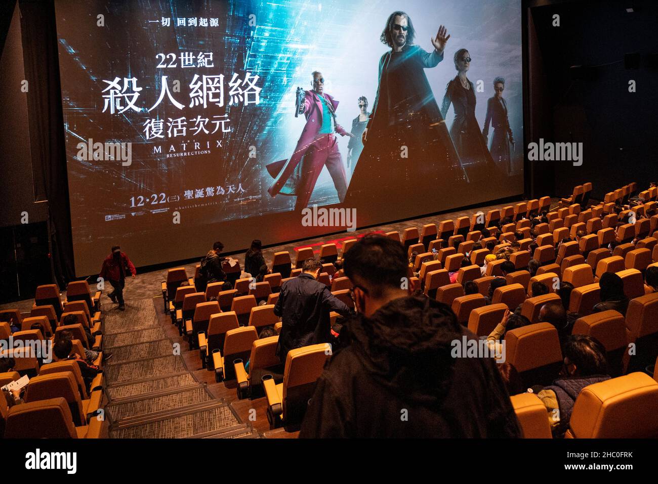 The matrix resurrections keanu hi-res stock photography and images - Alamy
