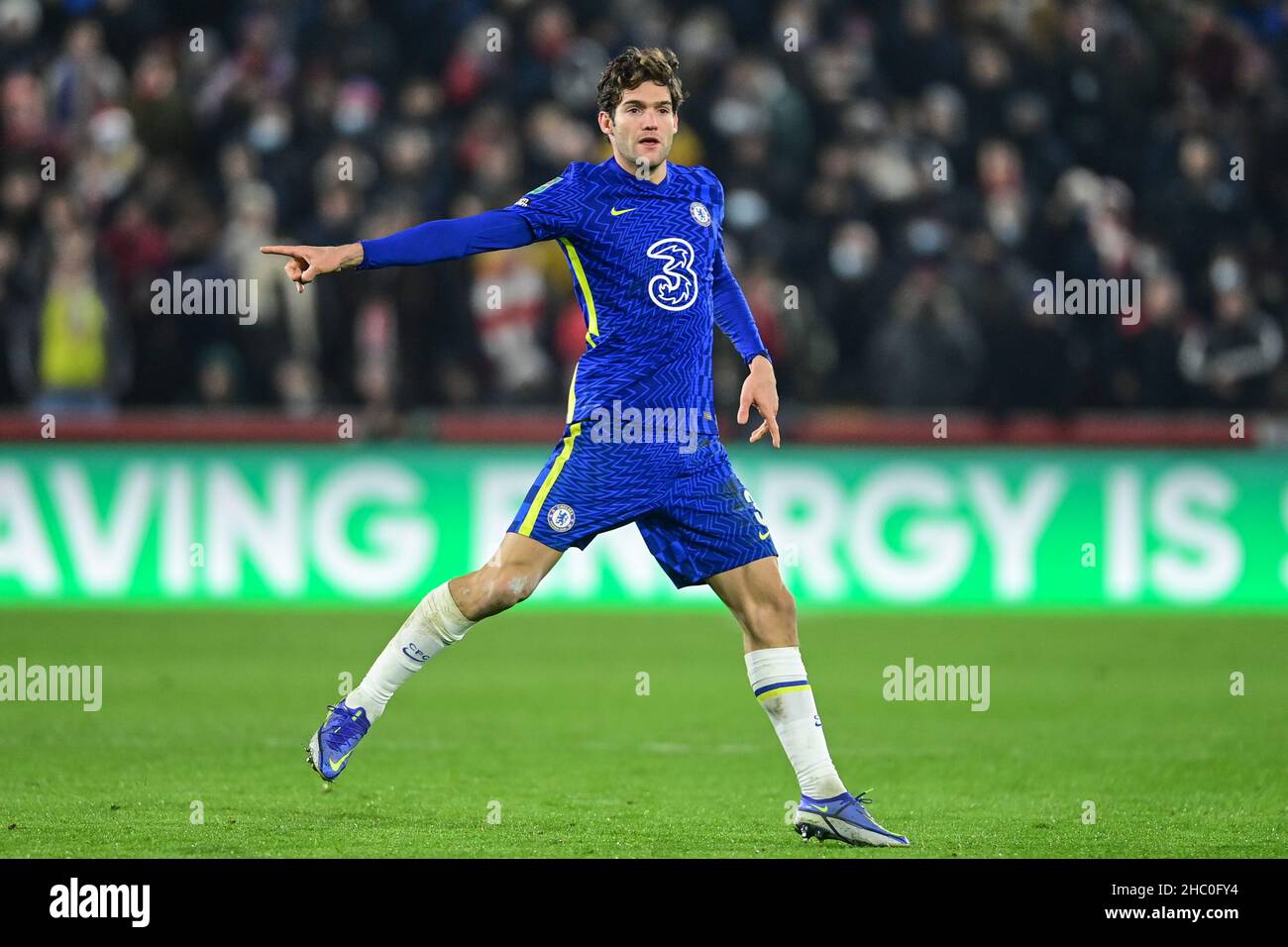 London, UK. 22nd Dec, 2021. Marcos Alonso #3 of Chelsea gives his team ...