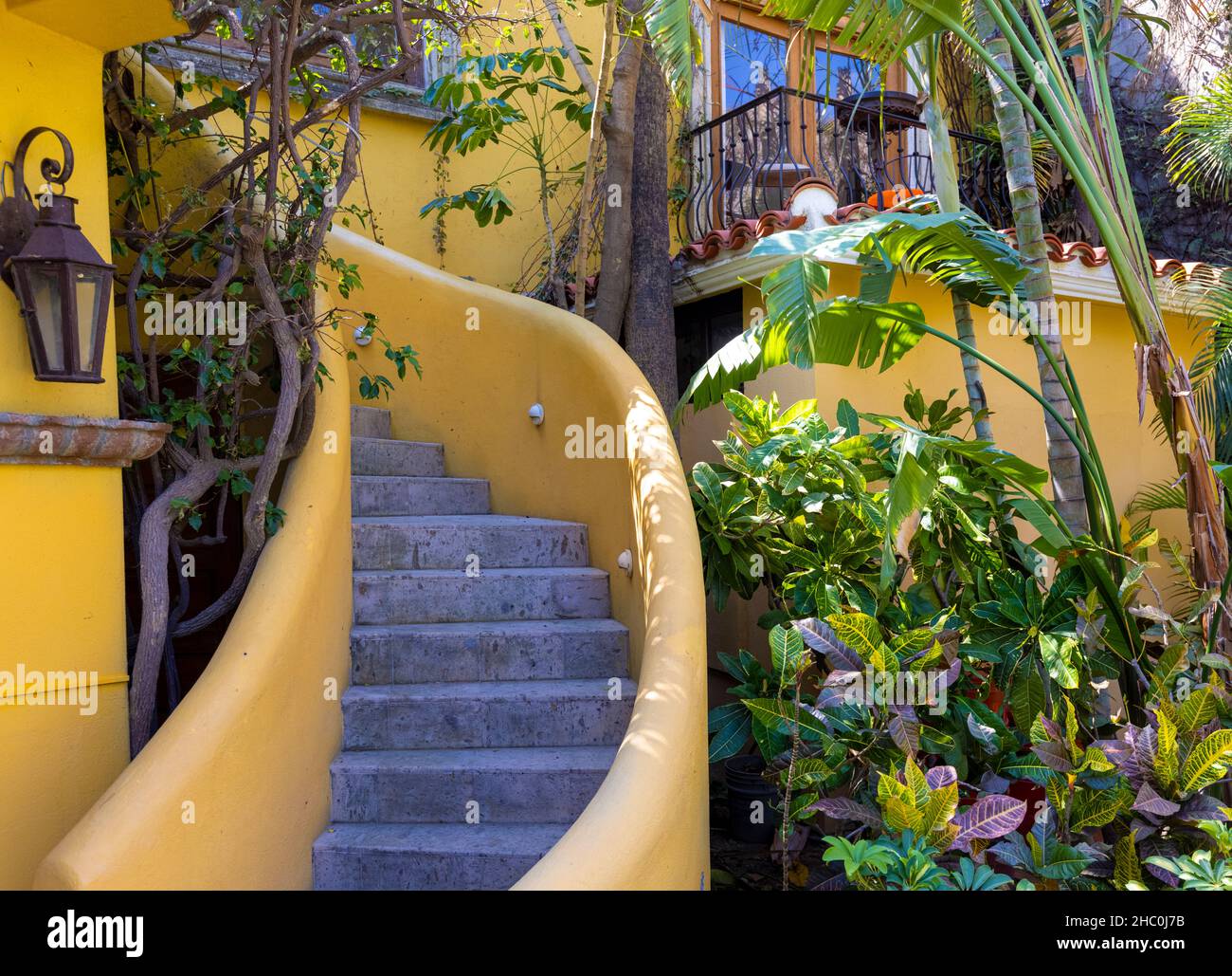 Scenic colonial streets and traditional architecture of San Jose del ...