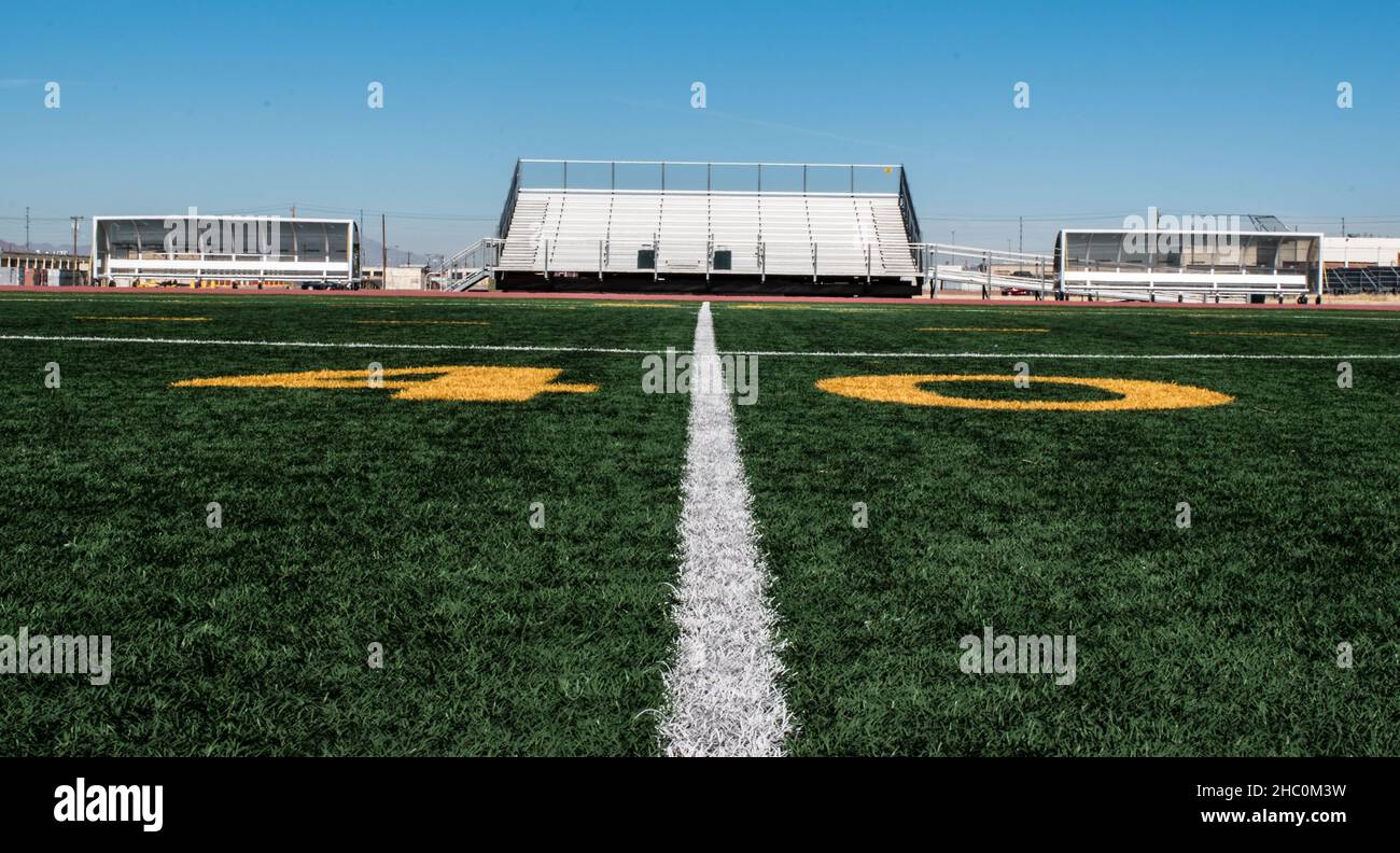 The 40-yard line Stock Photo - Alamy