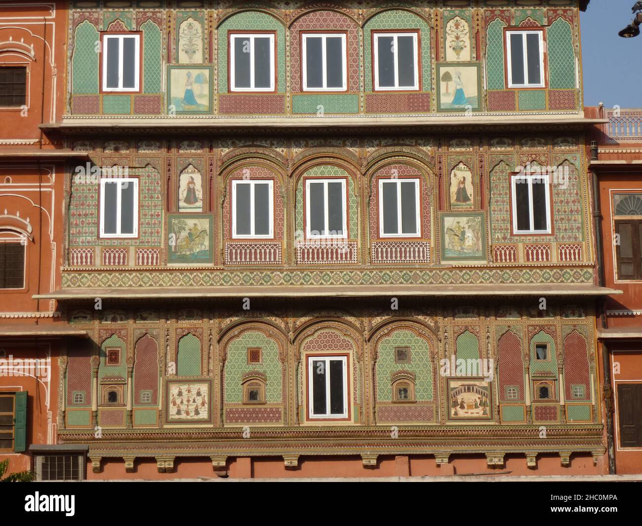 Traditional house with mural paintings in Jaipur Stock Photo - Alamy