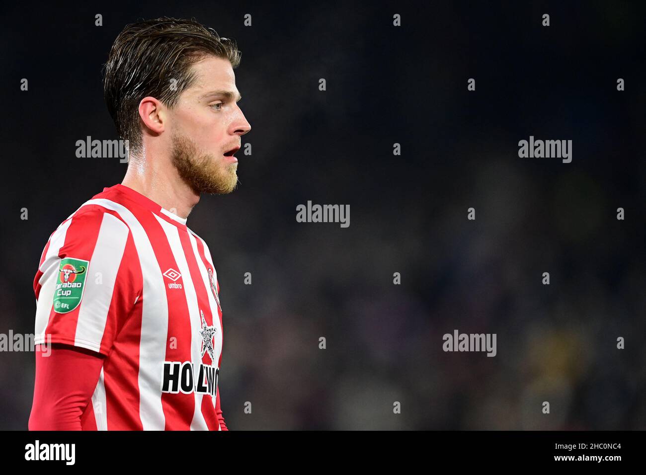 Mathias Jensen #8 of Brentford Stock Photo - Alamy