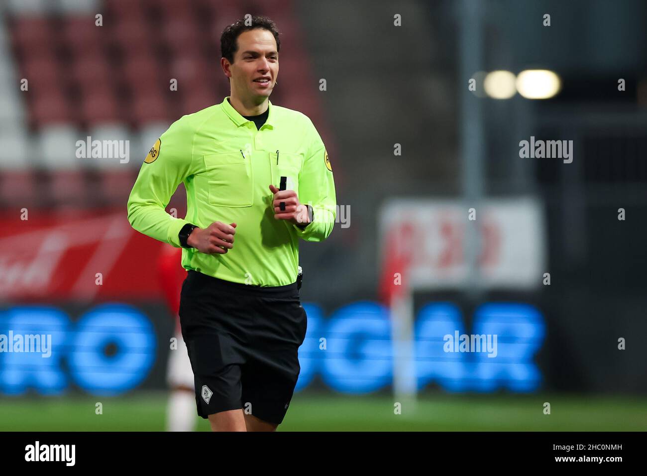 UTRECHT, NETHERLANDS - DECEMBER 22: Referee Richard Martens during the ...