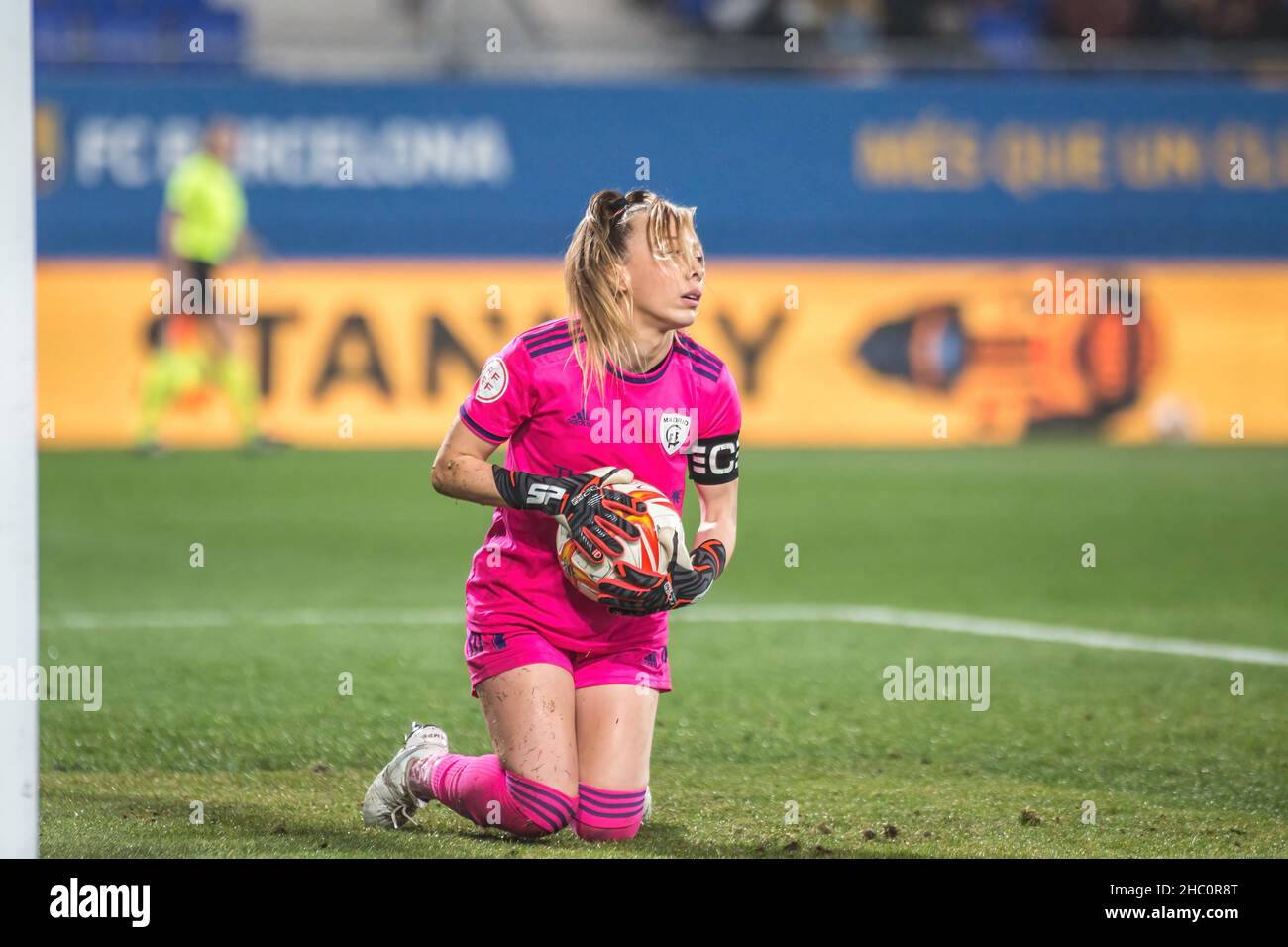 Paola Ulloa of Madrid CFF seen in action during the Primera Iberdrola ...