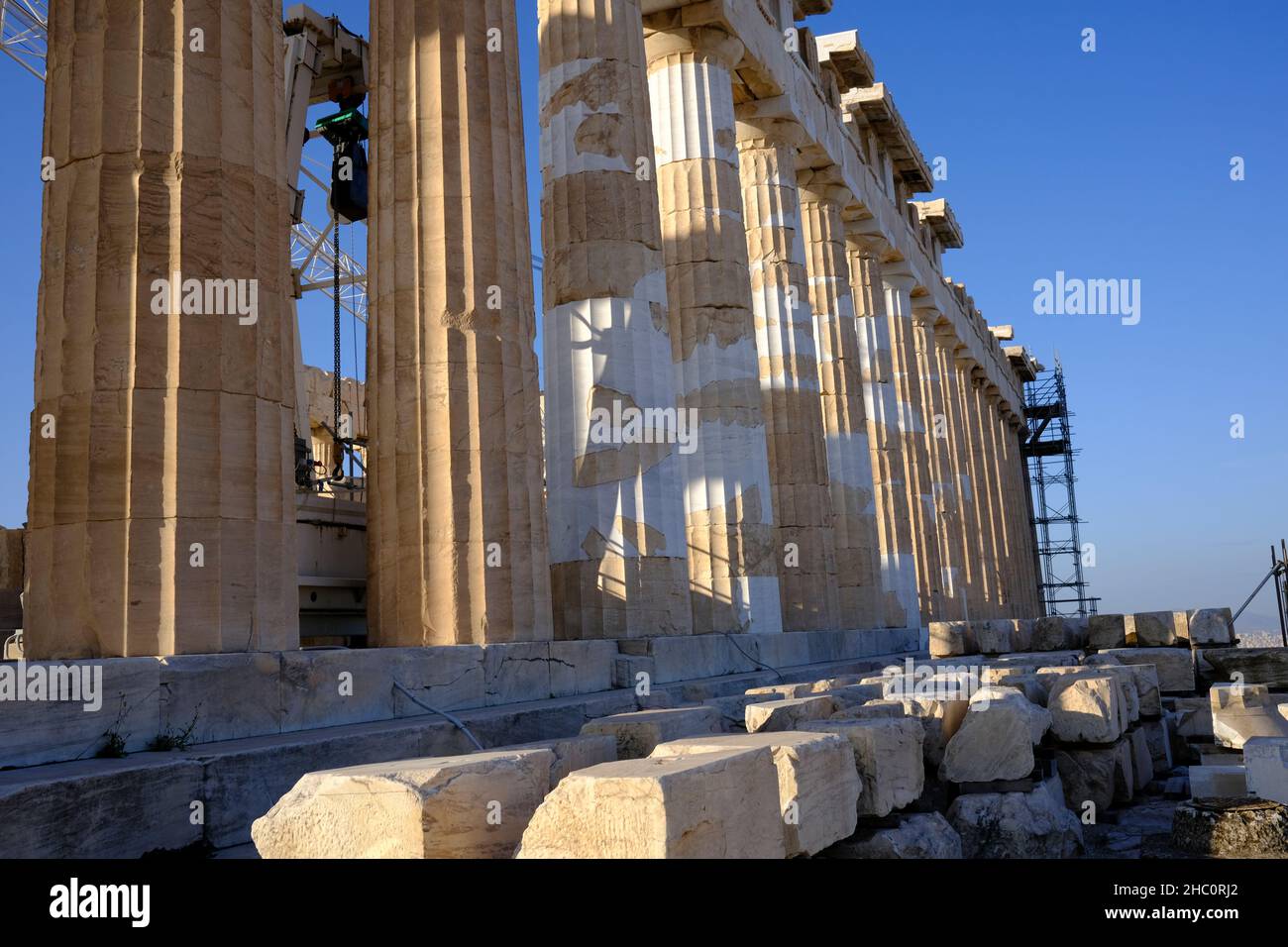 View of the parthenon hi-res stock photography and images - Alamy