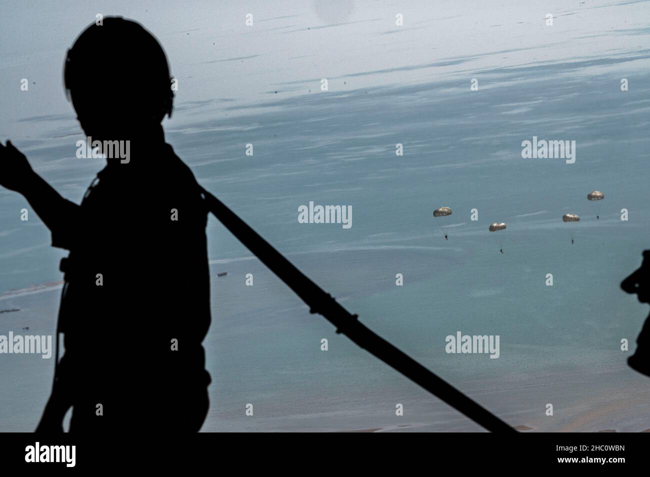 A U.S. Marine Corps loadmaster assigned to the Marine Aerial Refueler ...
