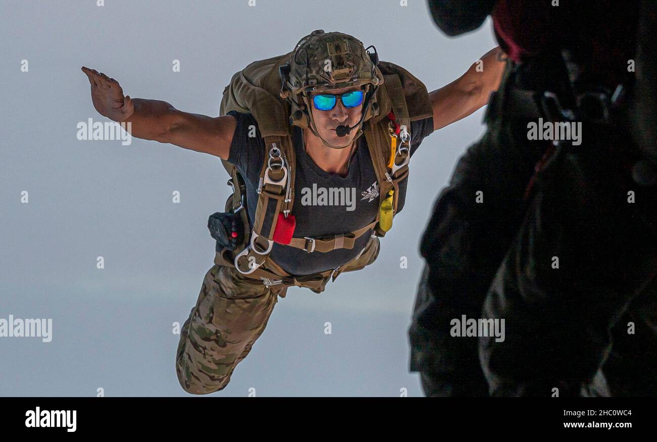 U.S. Air Force Tech. Sgt. Aaron Metzger, 82nd Expeditionary Rescue ...