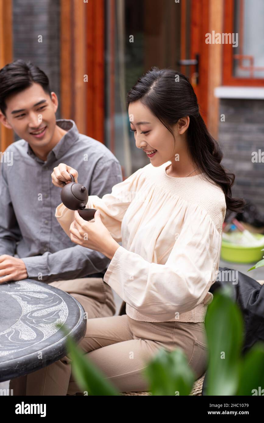 Family drinking tea hi-res stock photography and images - Alamy