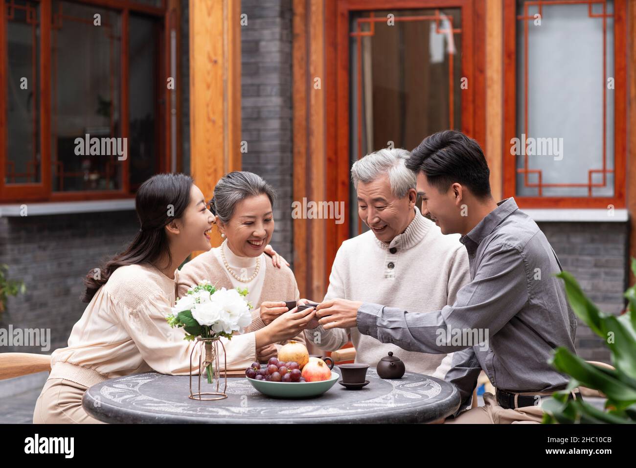 Senior parents drinking tea hi-res stock photography and images - Alamy