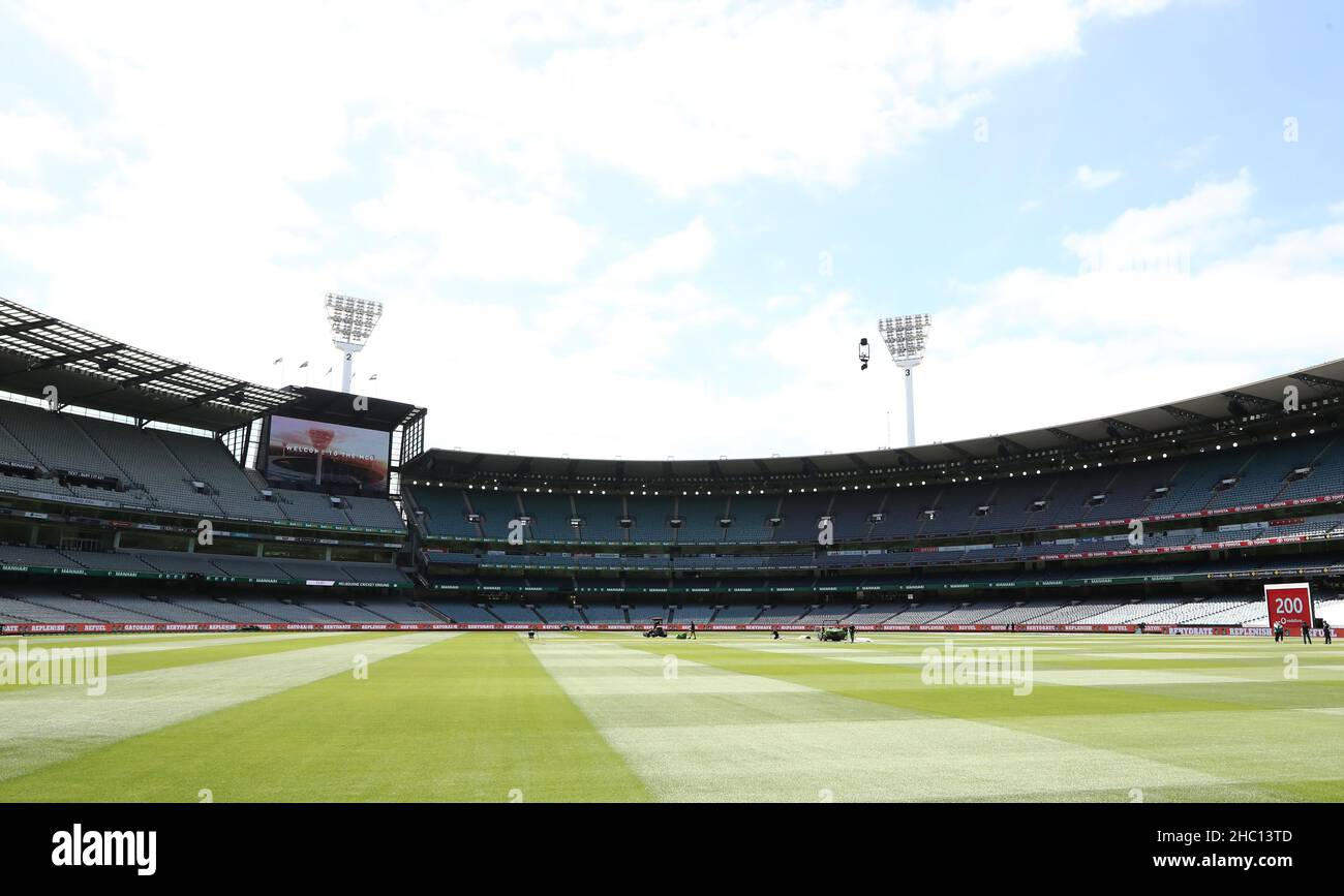 Melbourne cricket ground general view hi-res stock photography and ...