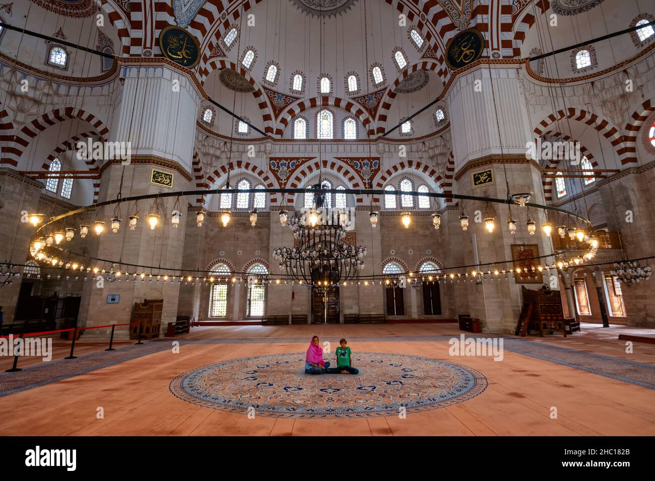 The majestic interiors of mosques in Istanbul Stock Photo - Alamy