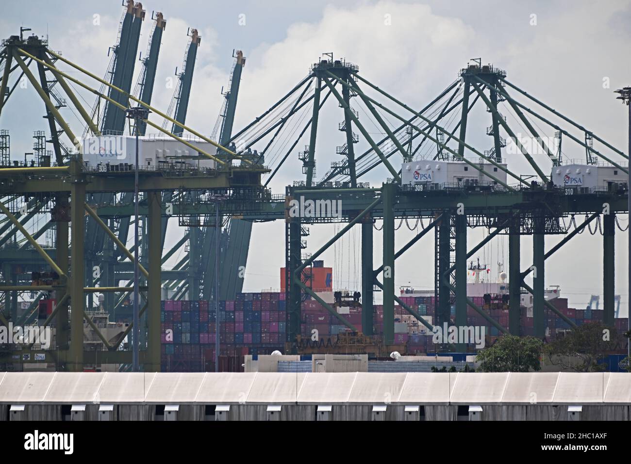 Terminal tanjong pagar hi-res stock photography and images - Alamy