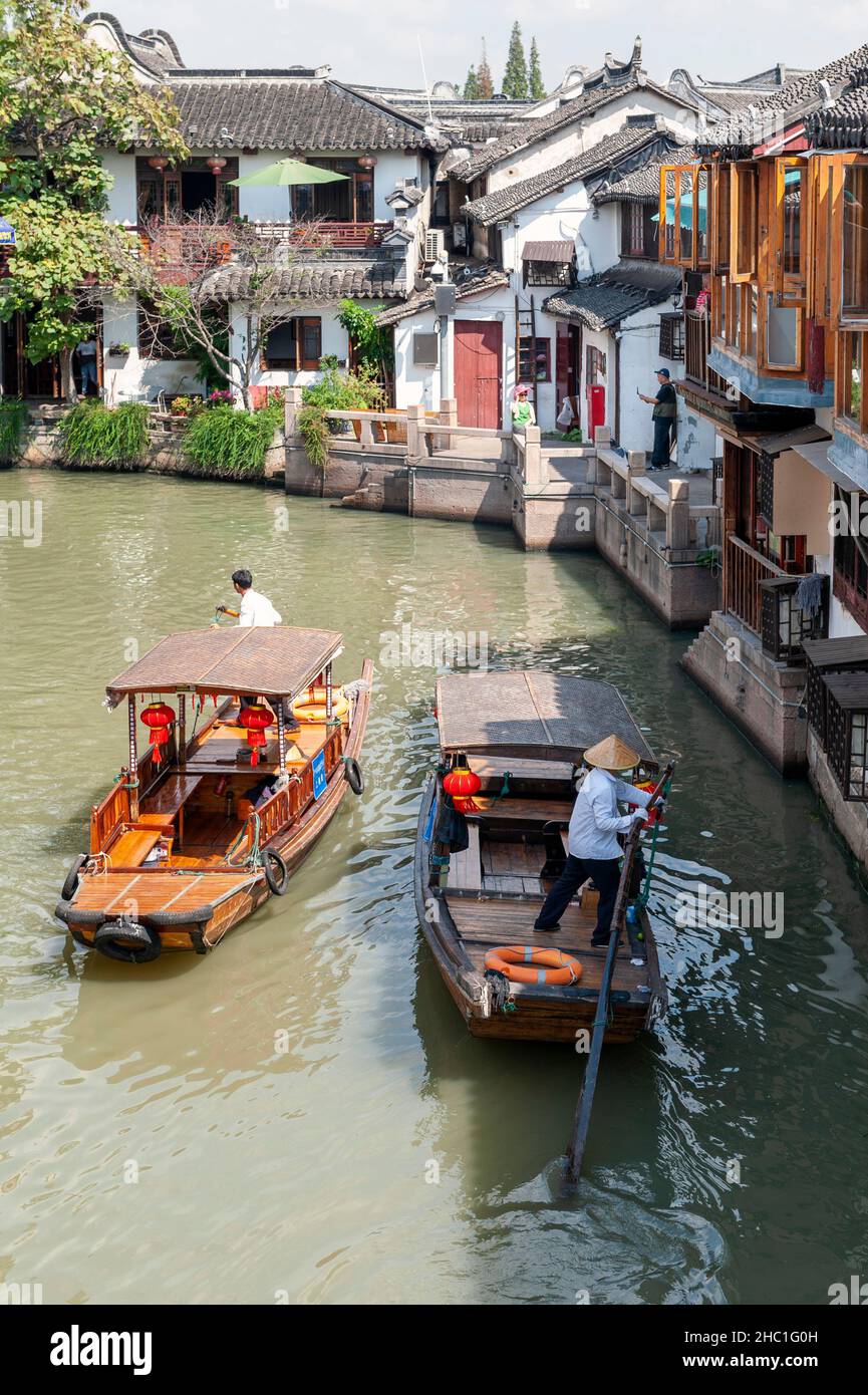 Chinese traditional rowboat along the canal in Zhujiajiao Ancient Water ...