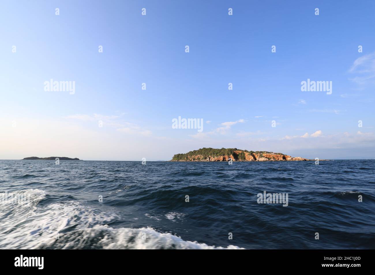 The view of moving wave of the ocean Stock Photo - Alamy