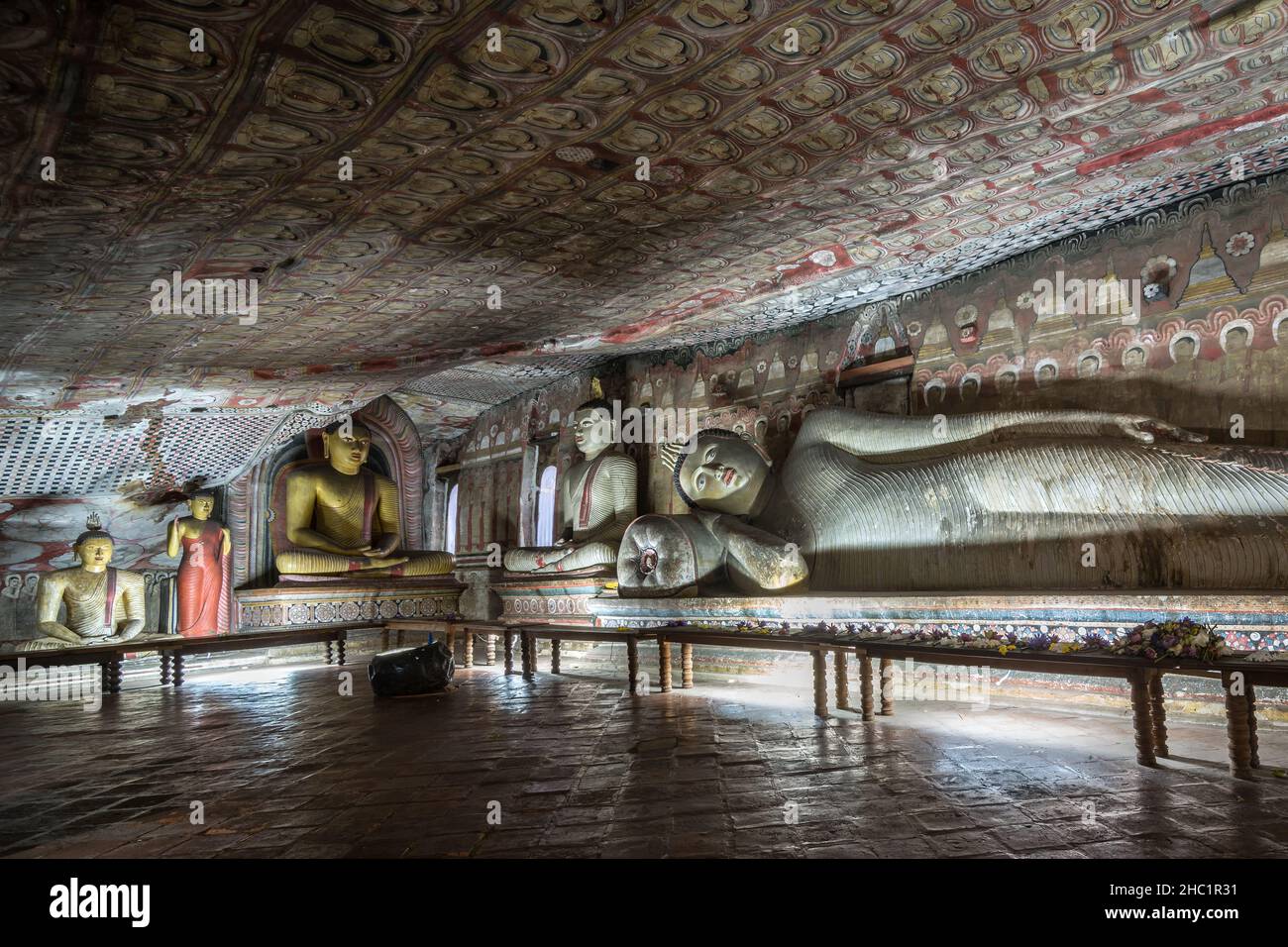 Cave Temple of Dambulla, UNESCO Sri Lanka Stock Photo - Alamy