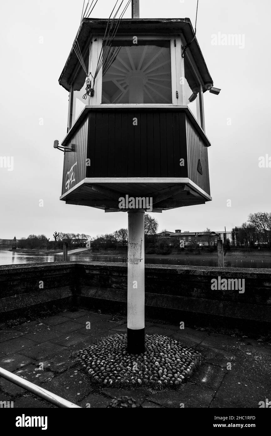 Crow's nest lookout Black and White Stock Photos & Images - Alamy
