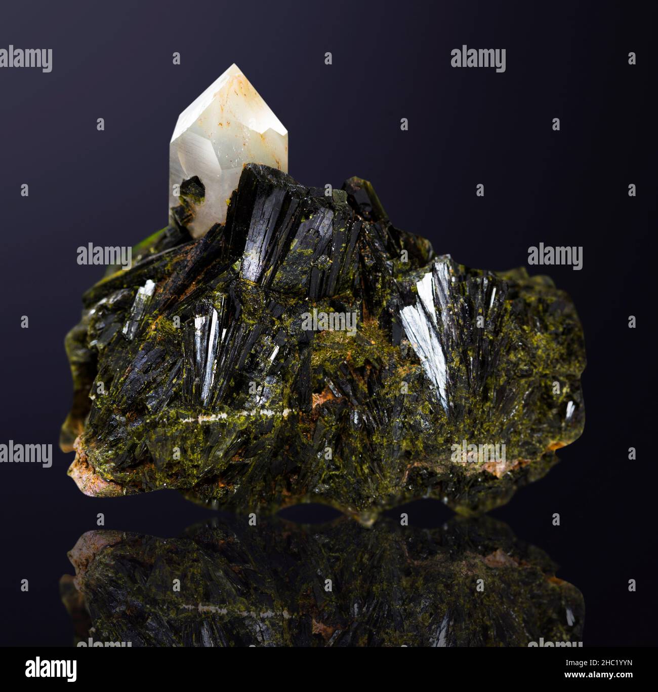 Epidote marble hi-res stock photography and images - Alamy